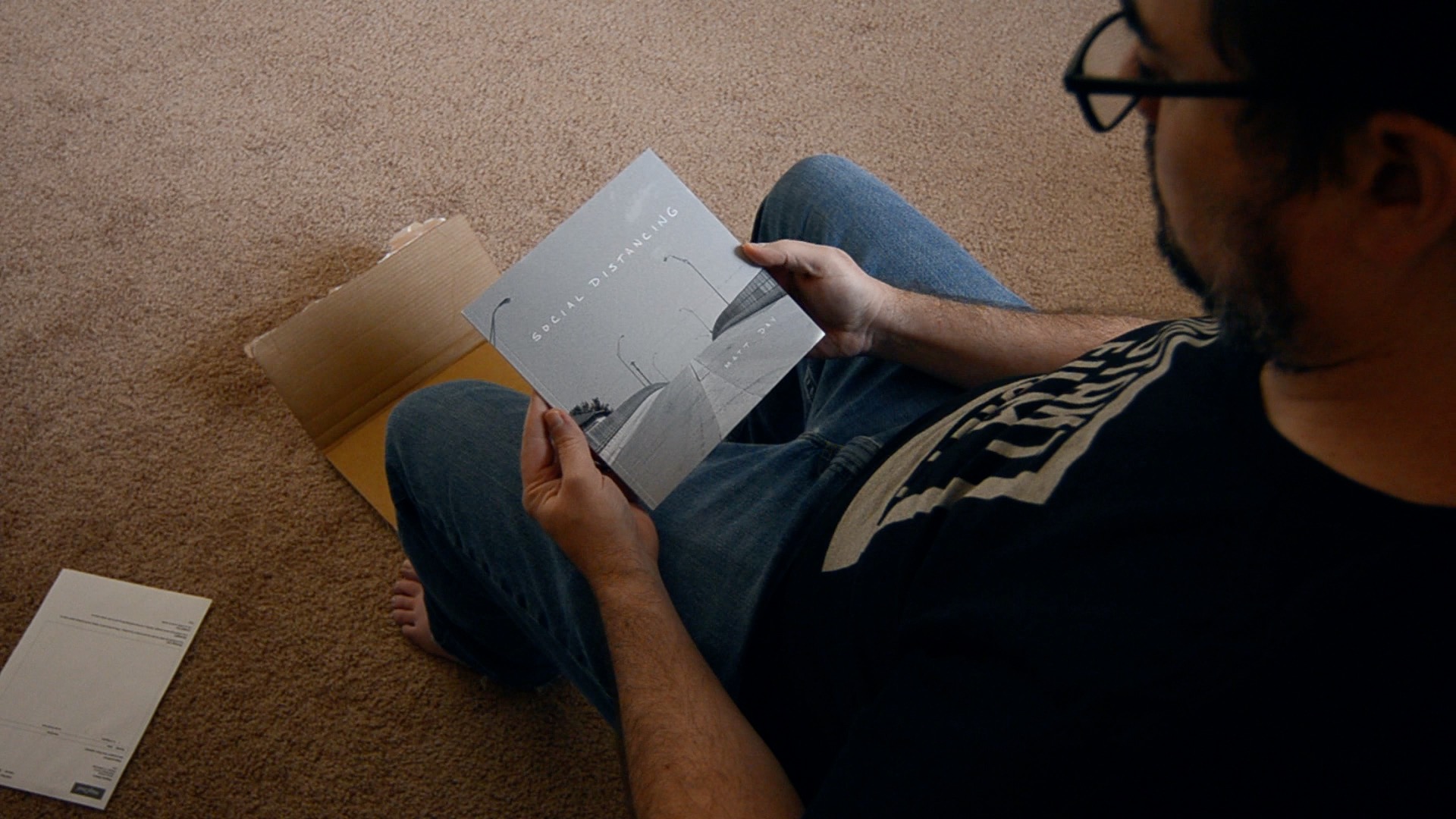 unboxing-Social-Distancing – James Cockroft